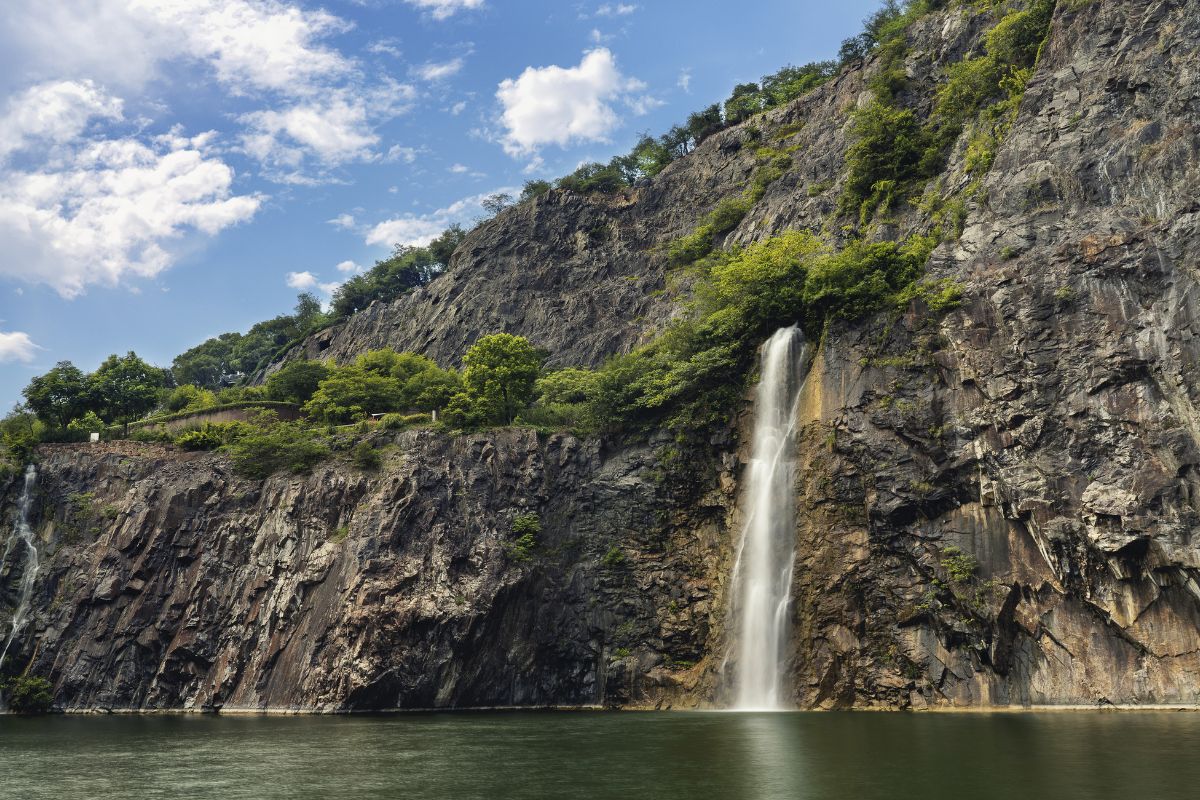 Discover The 12 Most Beautiful Waterfalls In Cornwall