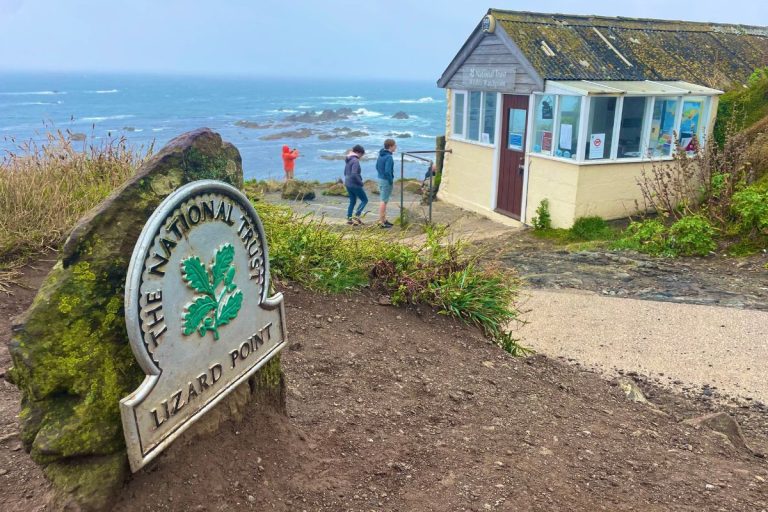 13 Best Cornwall Hikes + Interactive maps