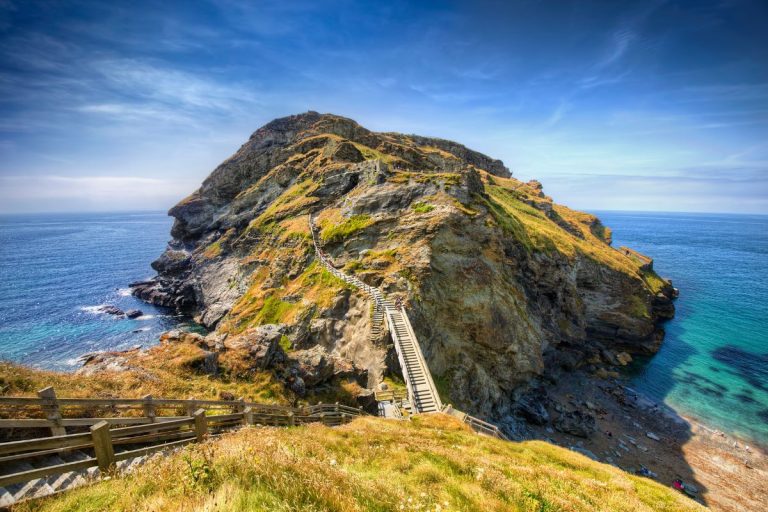 13 Best Cornwall Hikes + Interactive maps