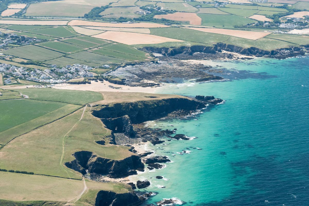 13 Best Cornwall Hikes + Interactive maps